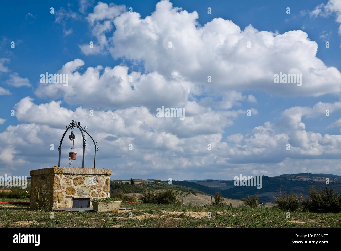 Bale well hi-res stock photography and images - Alamy