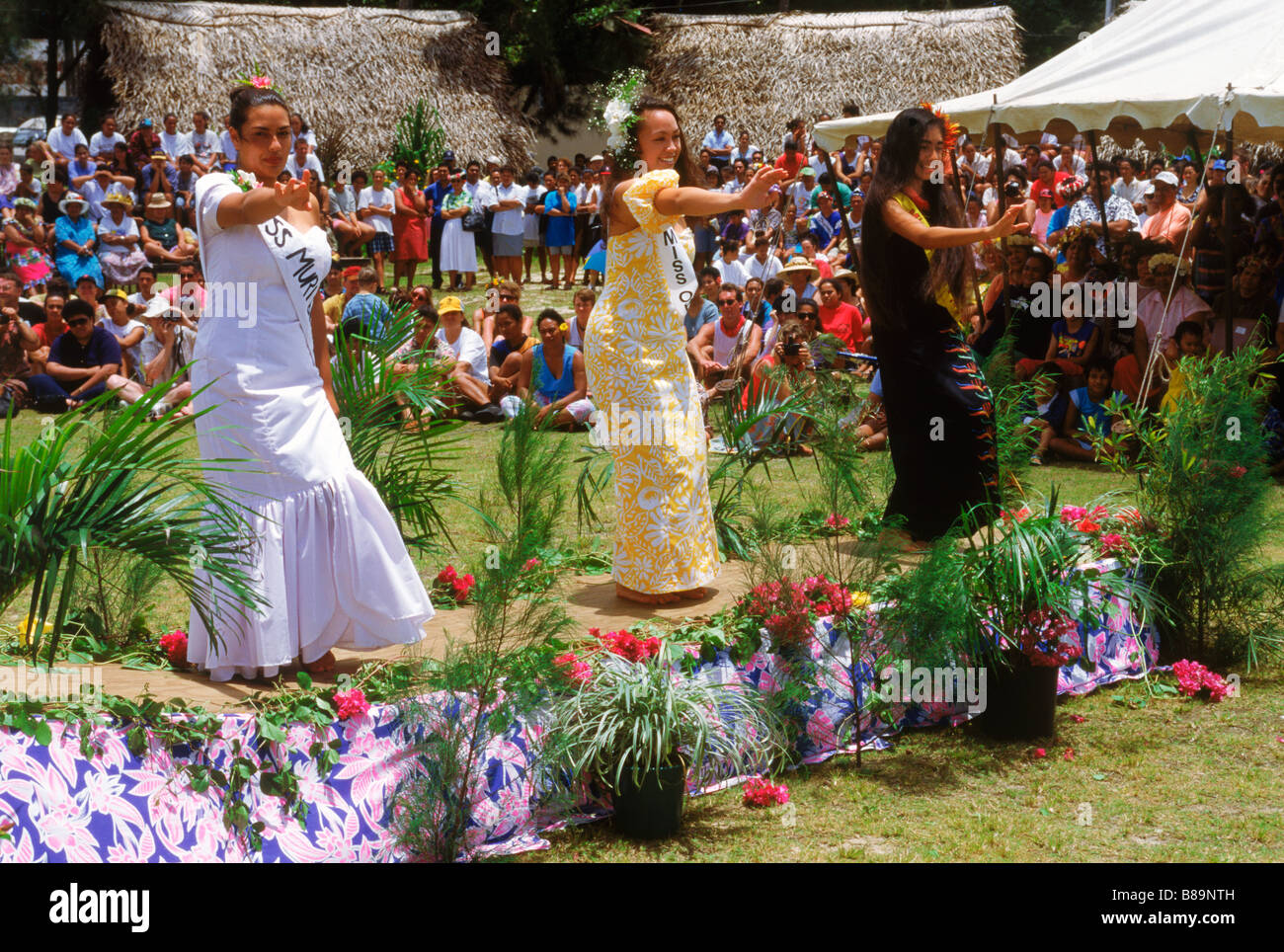 Cook islands party cook islands party hi-res stock photography and ...