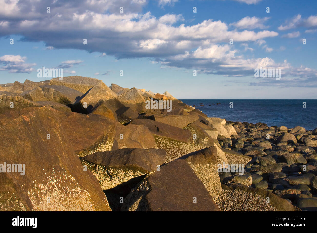 Rock jetty hi-res stock photography and images - Alamy