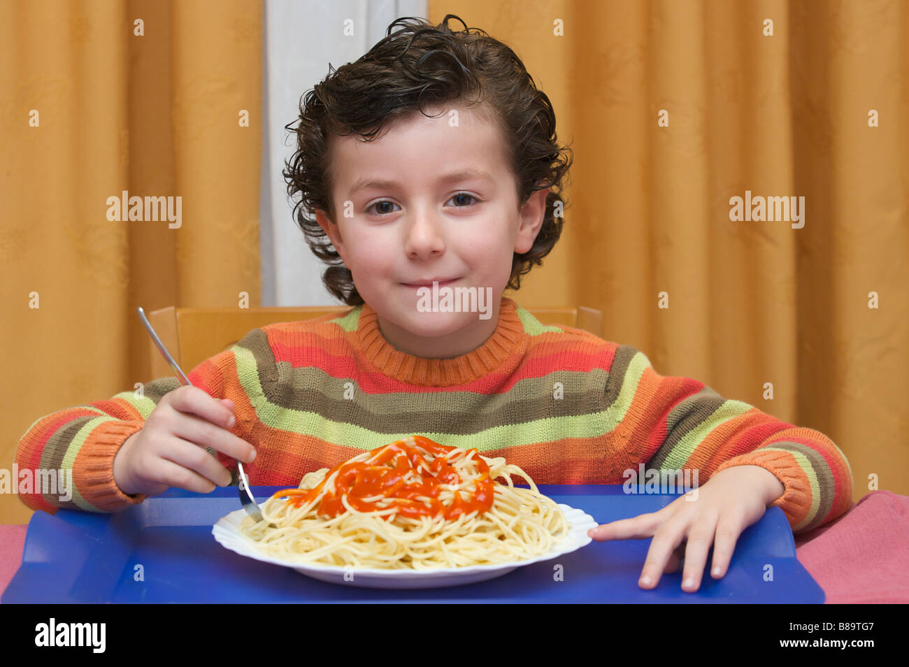 Nutrition growth in children hi-res stock photography and images - Alamy