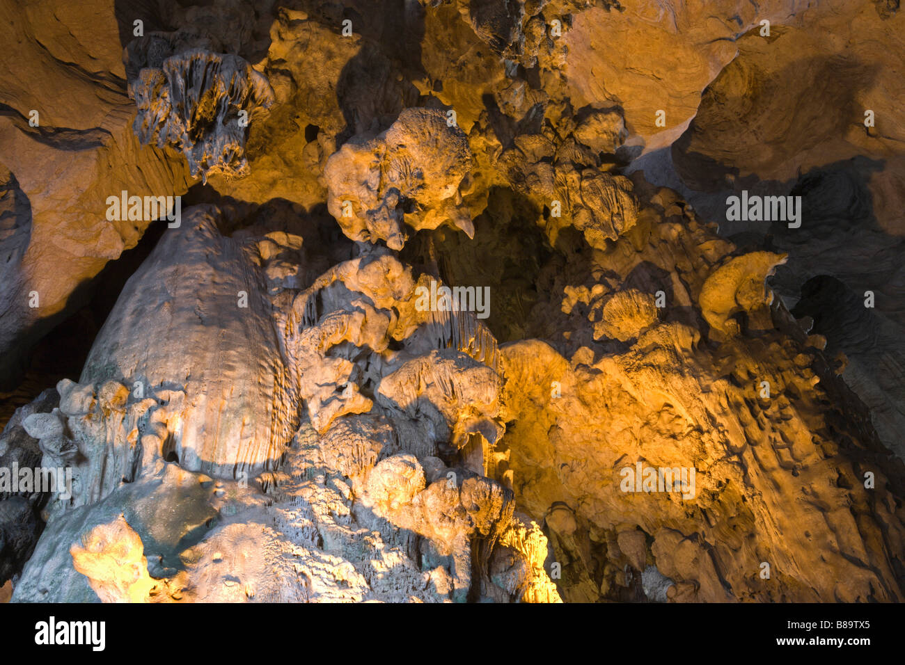 Gua Tempurung, Perak, Malaysia Stock Photo - Alamy