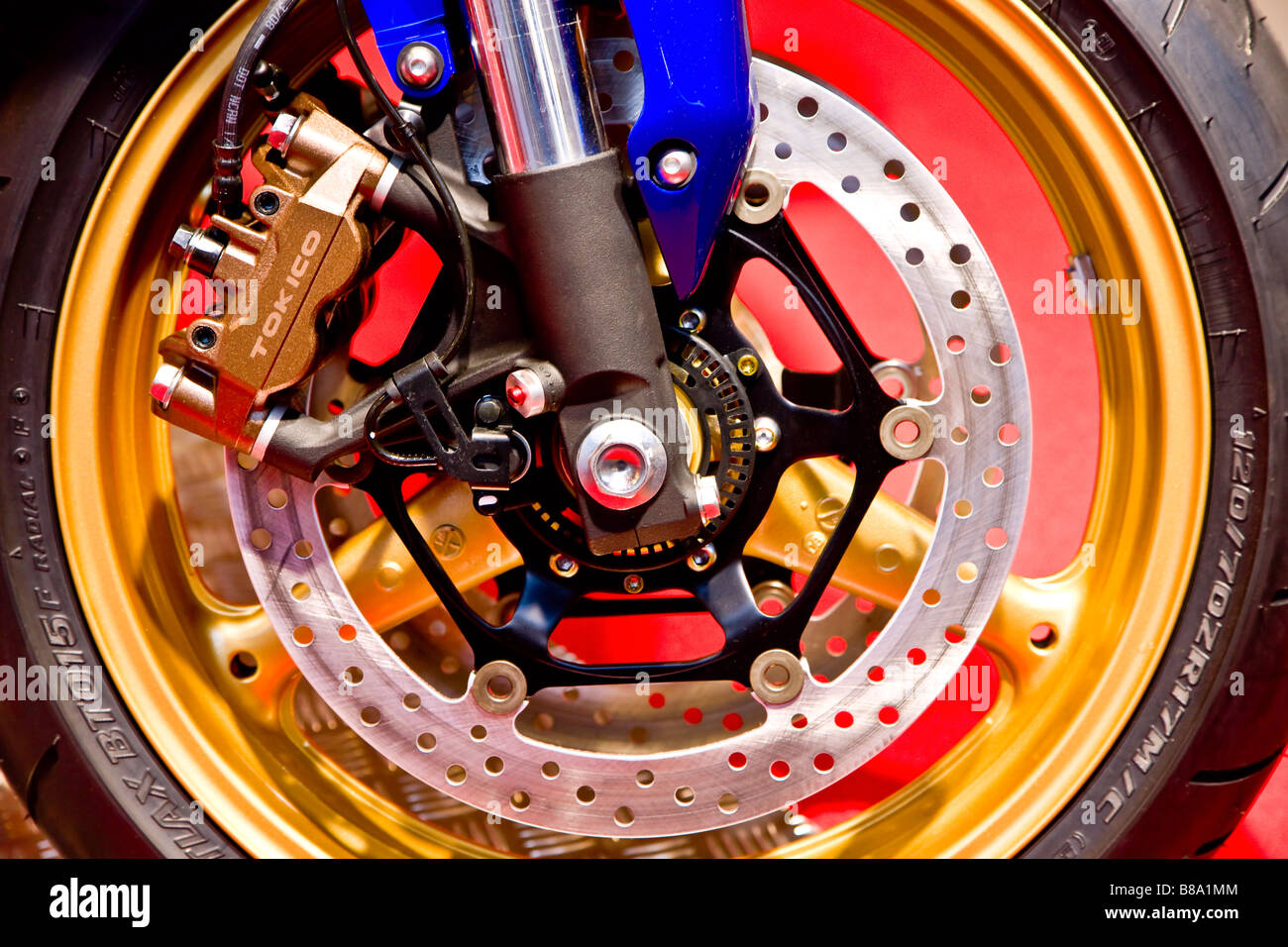 Front lever hi-res stock photography and images - Alamy