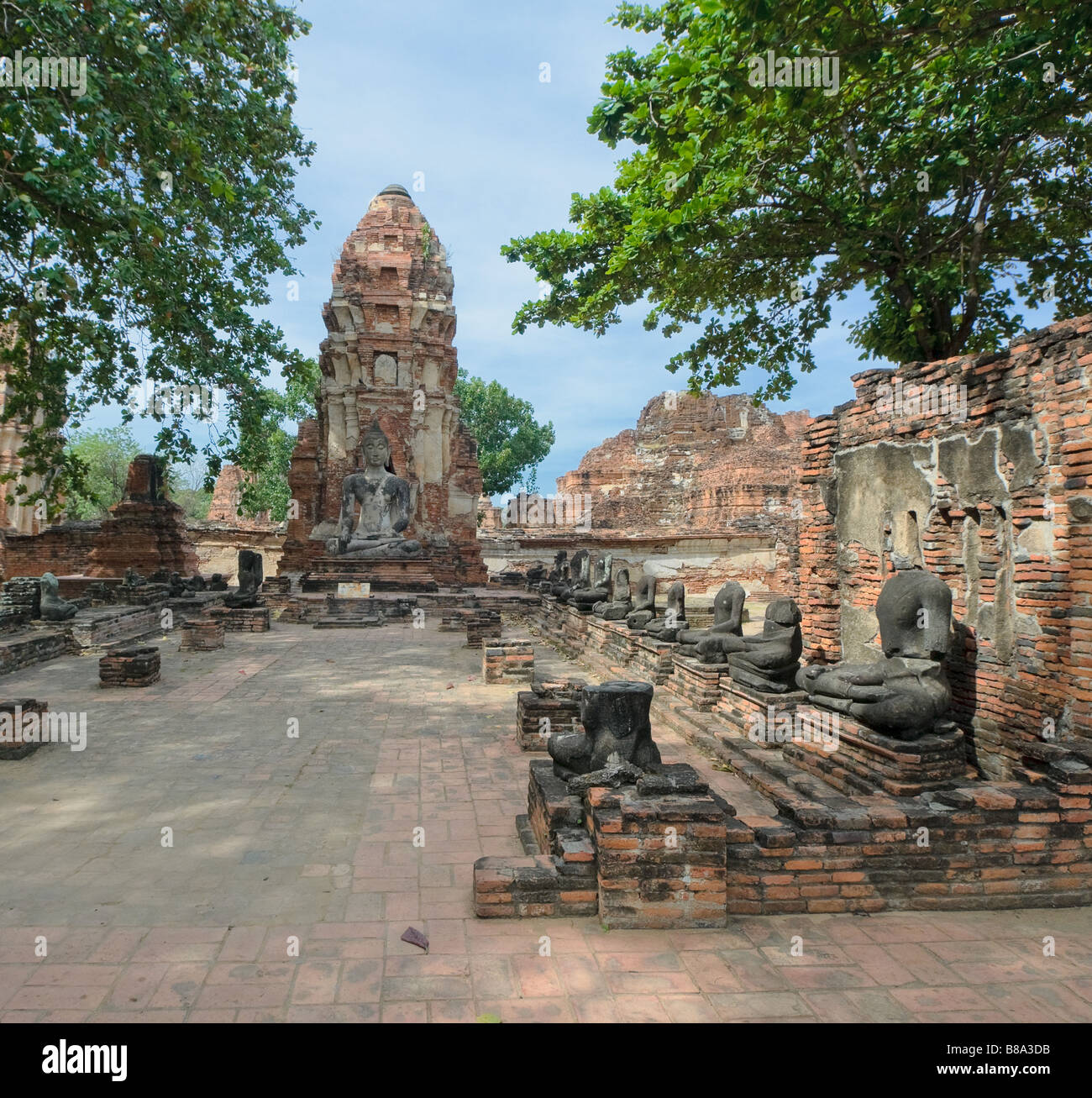 Wat Mahathat Buddha High Resolution Stock Photography and Images - Alamy