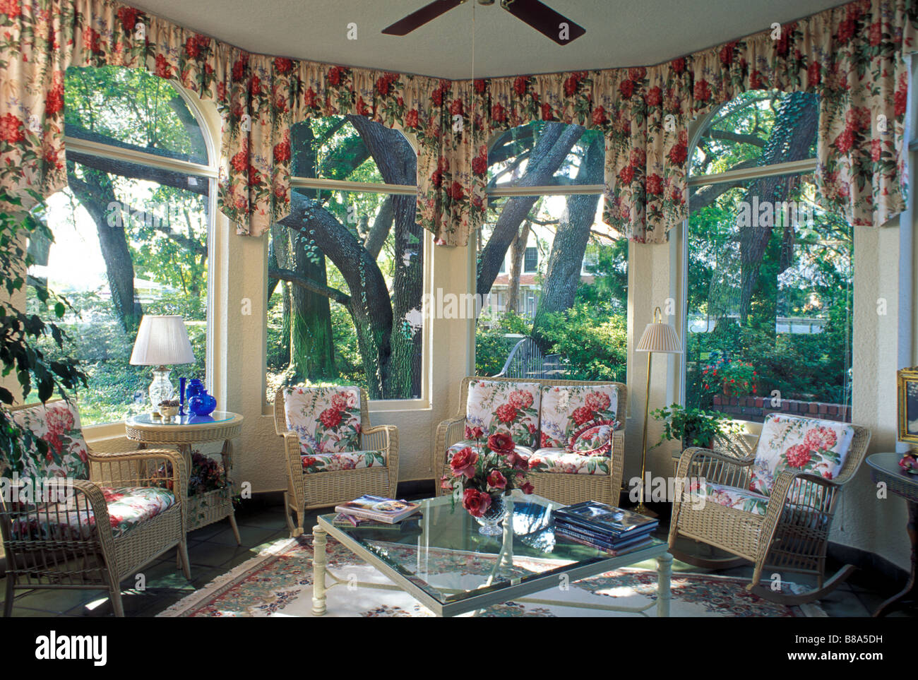 Luxury sunroom hi-res stock photography and images - Alamy