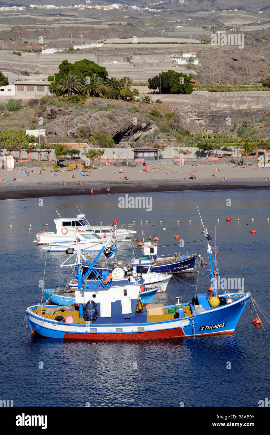 Colourful spanish port hi-res stock photography and images - Alamy