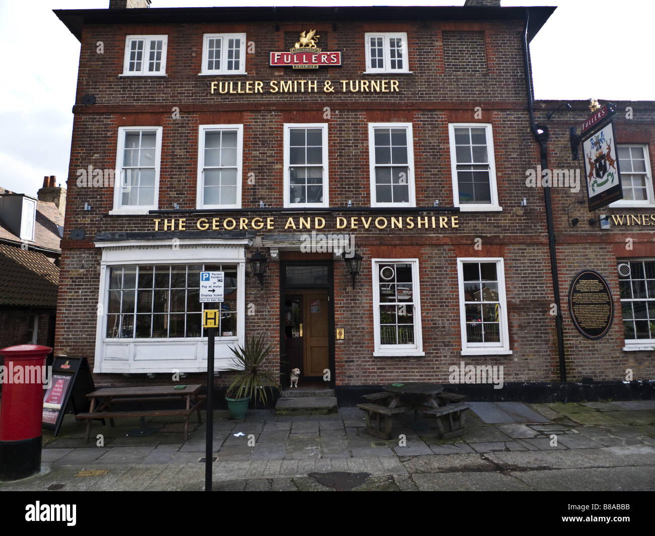 George and devonshire public house hi-res stock photography and images ...