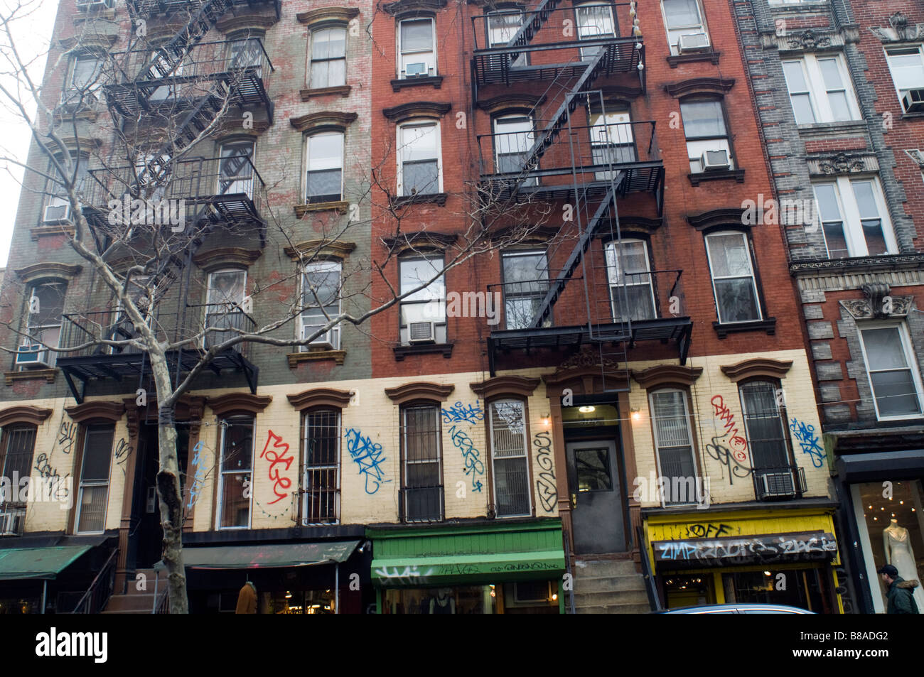 Tenements hi-res stock photography and images - Alamy