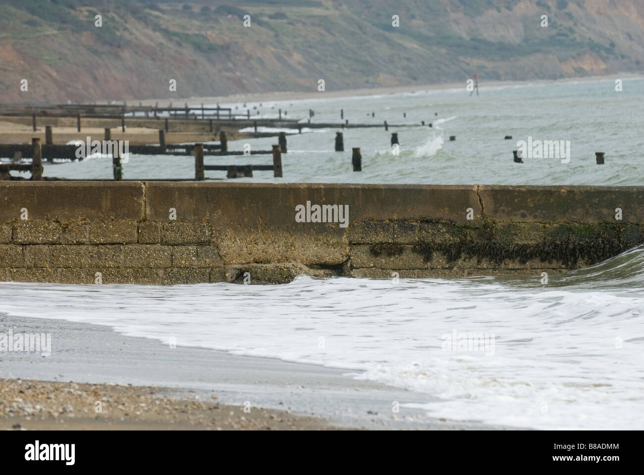 Concrete wave breakers hi-res stock photography and images - Alamy