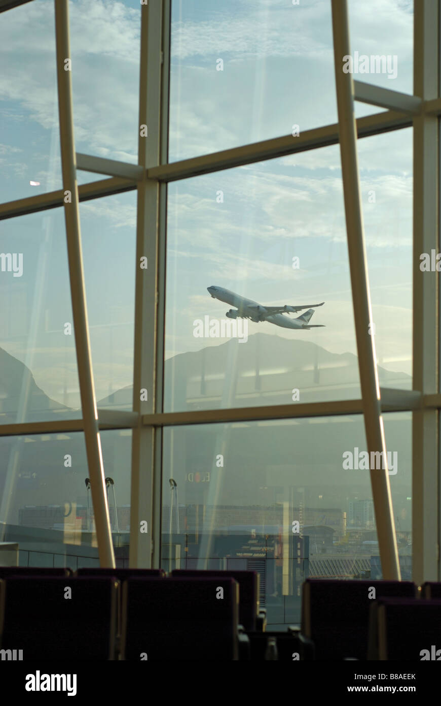 Airport lounge, plane taking off hi-res stock photography and images ...