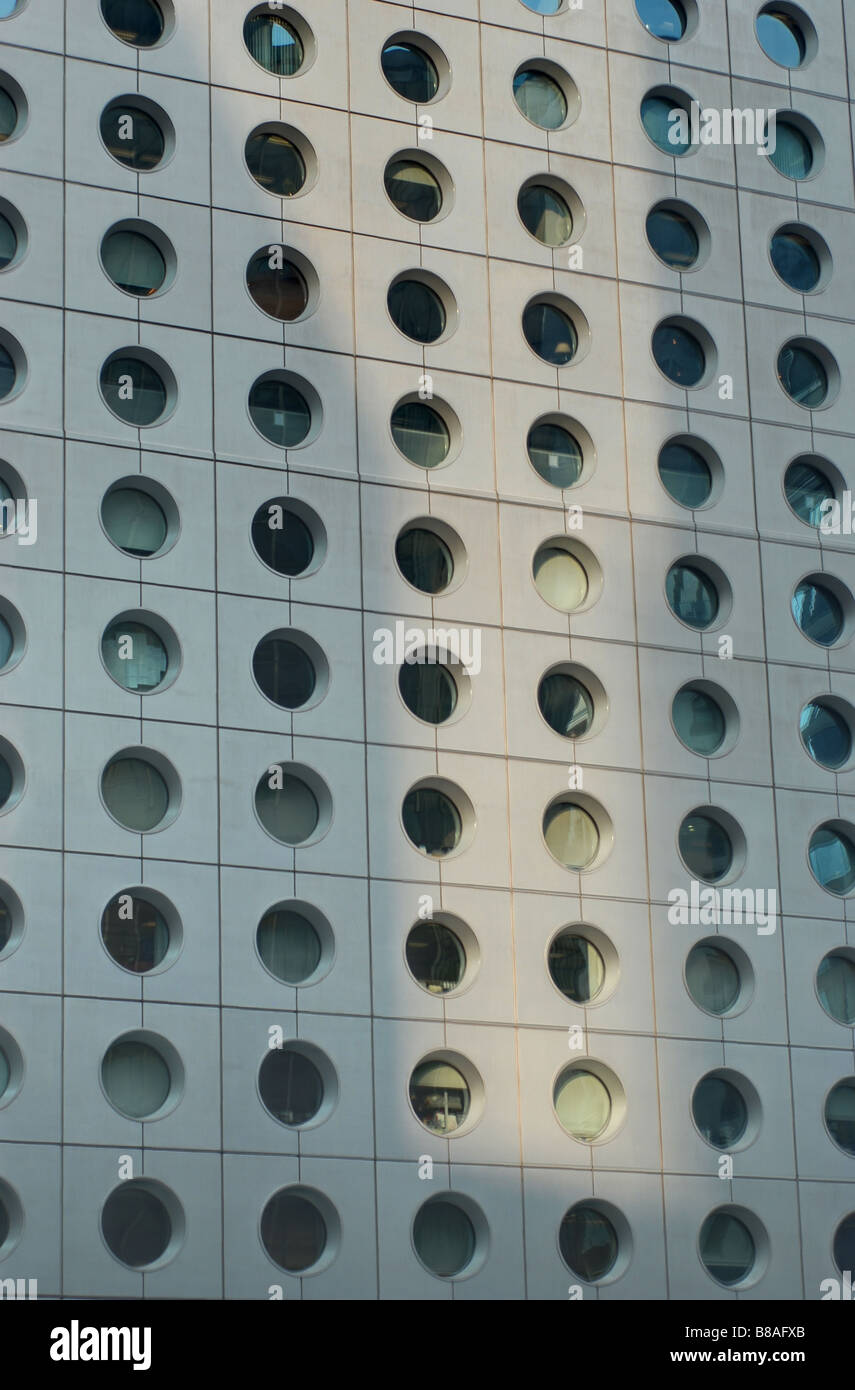Light shaft modern architecture hi-res stock photography and images - Alamy