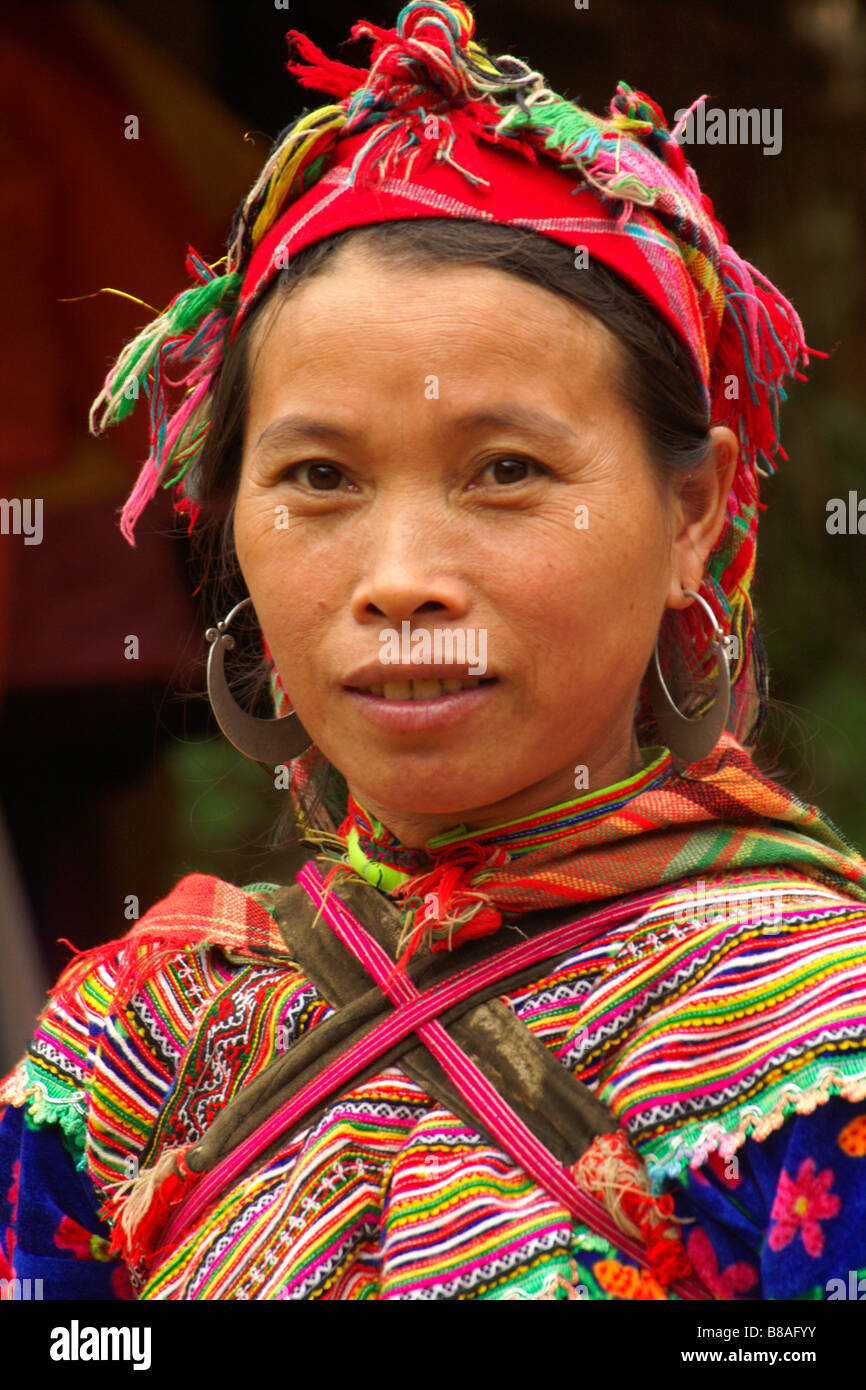 Flower hmong traditional dress costume hi-res stock photography and ...