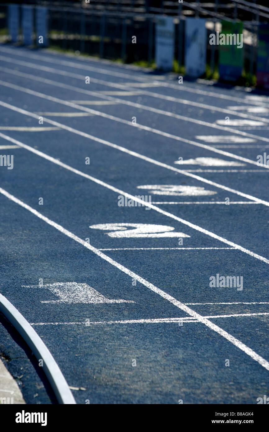 High school profile hi-res stock photography and images - Alamy