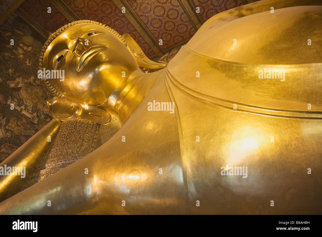 Wat Po Temple of the Reclining Buddha Bangkok Thailand Stock Photo - Alamy