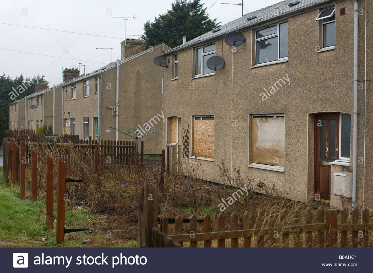Run Down Housing Stock Photos & Run Down Housing Stock Images - Alamy