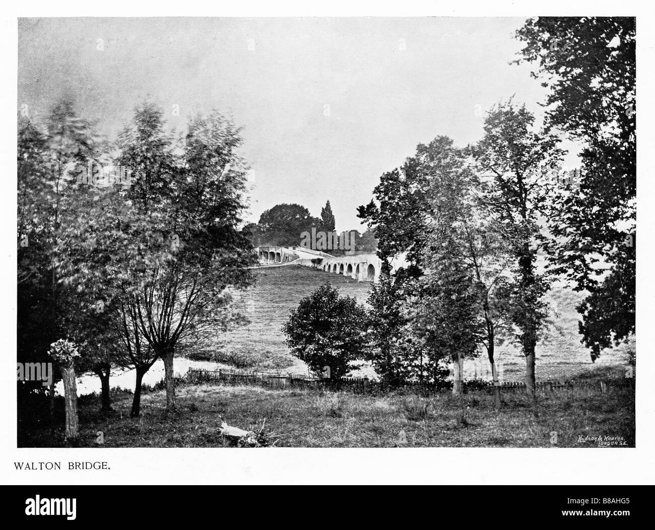 Old walton bridge Black and White Stock Photos & Images - Alamy