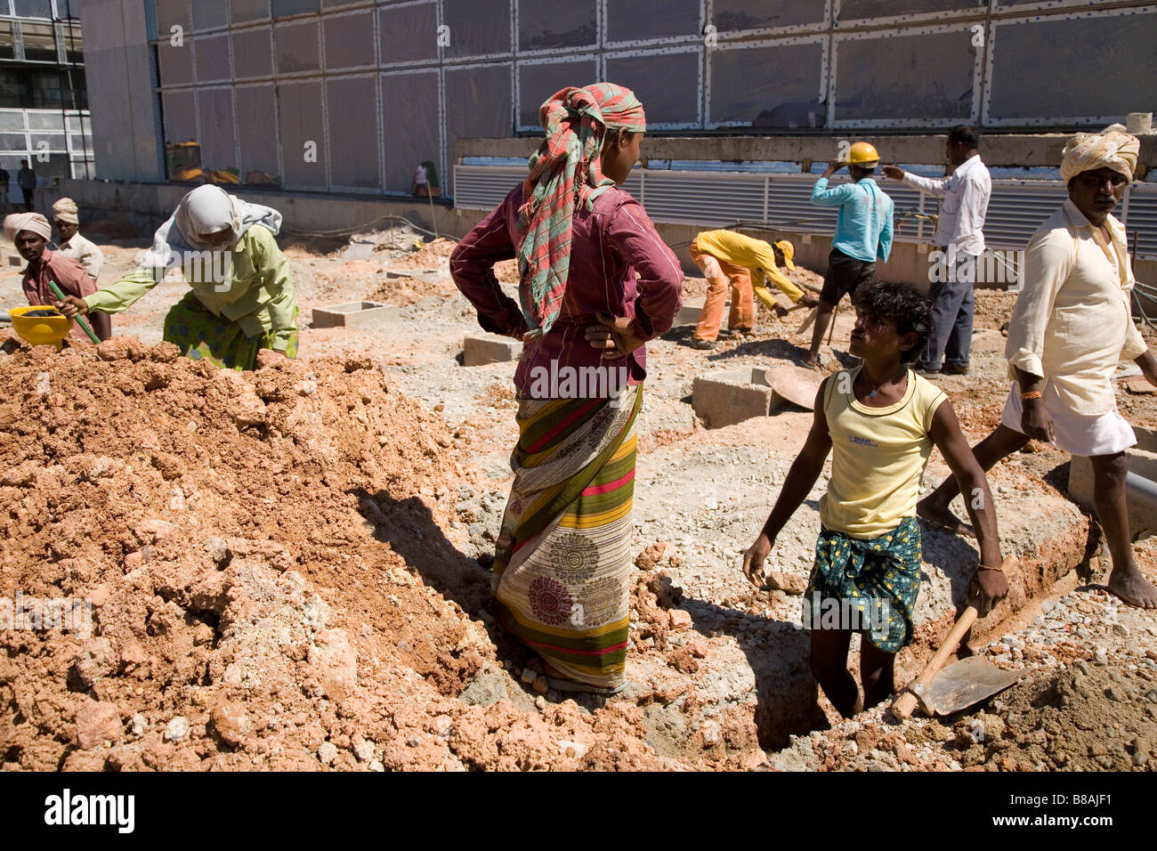 India building construction hi-res stock photography and images - Alamy