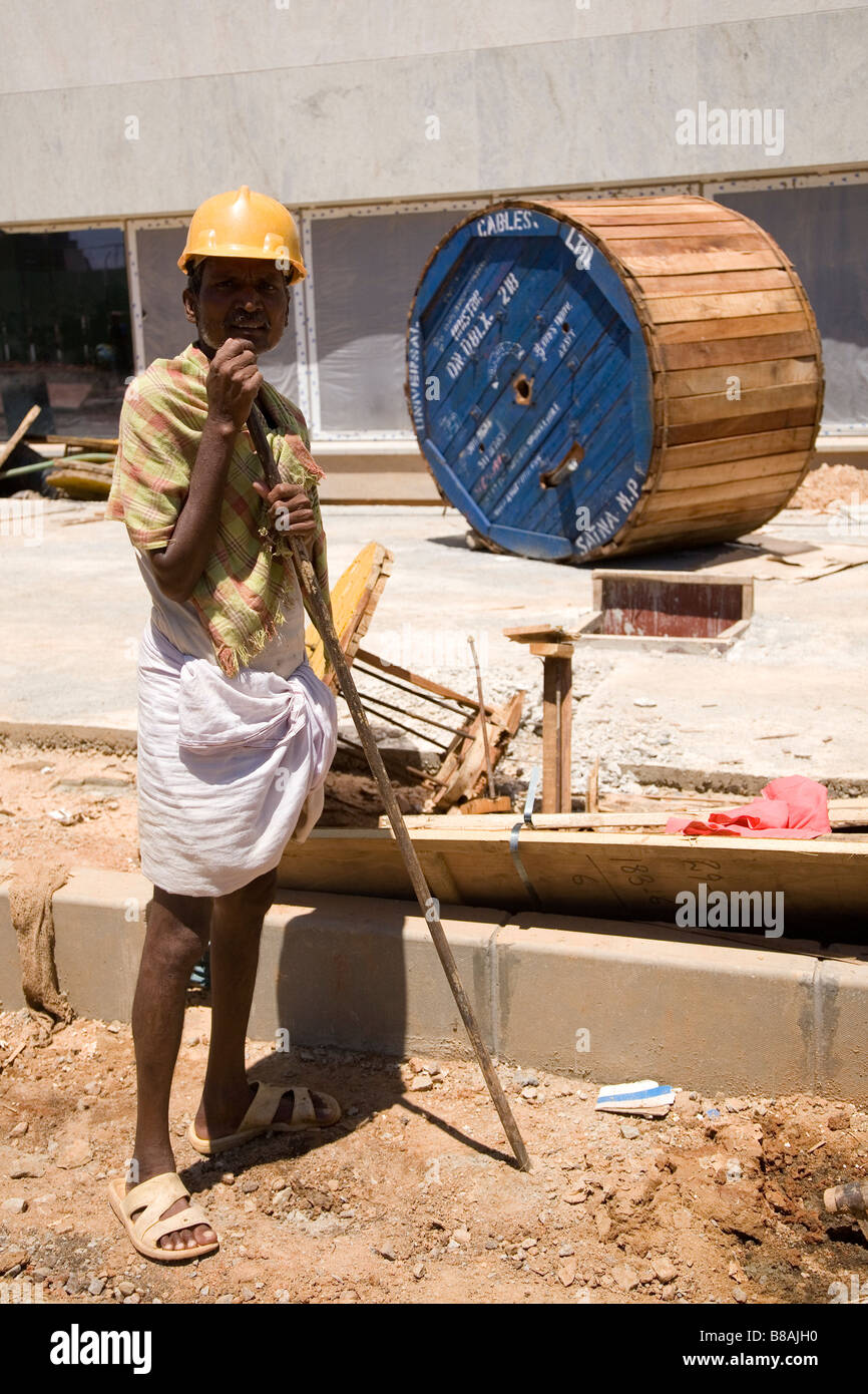 Labouring man hi-res stock photography and images - Alamy