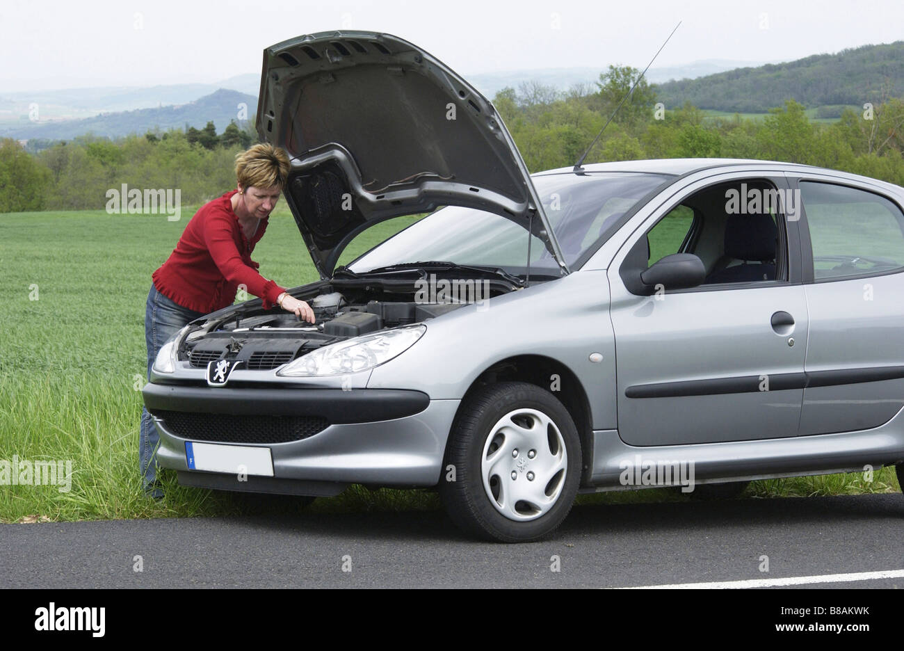 Broken up cars hi-res stock photography and images - Alamy