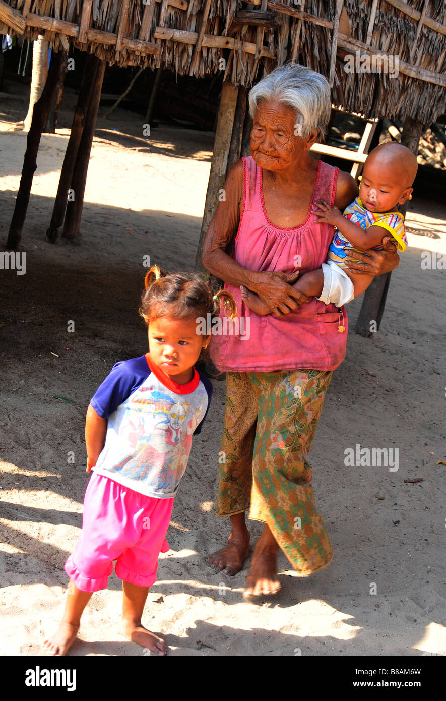 Moken children hi-res stock photography and images - Alamy