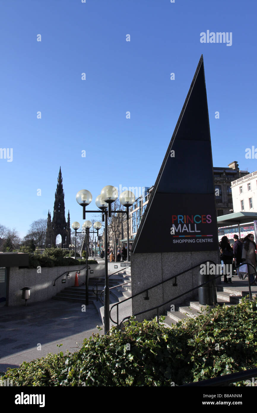 Princes mall hi-res stock photography and images - Alamy