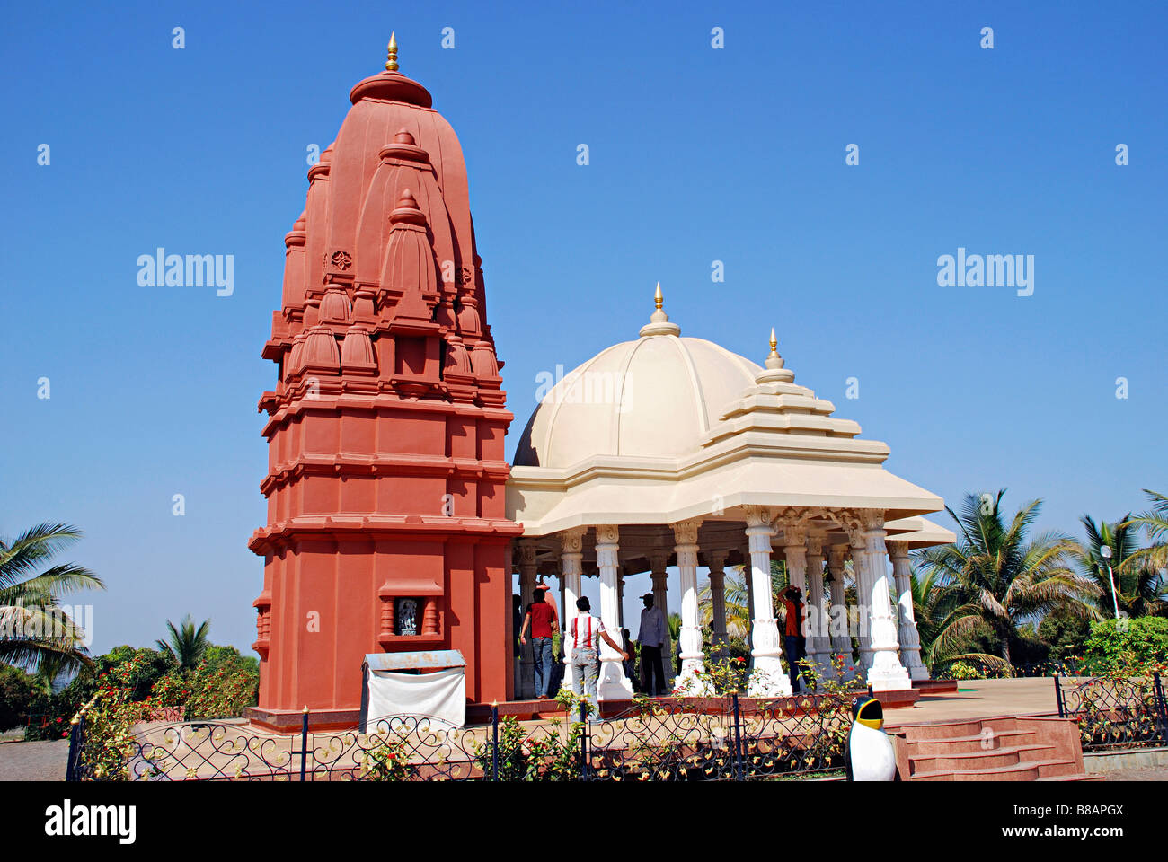 Temple akluj maharashtra india hi-res stock photography and images - Alamy