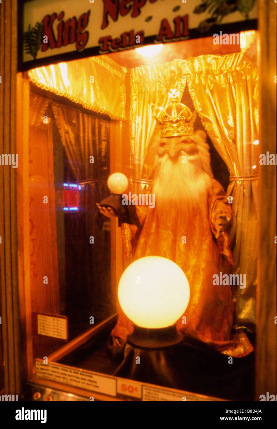 FV3747, Vast Photography ; Puppet Glass Case Stock Photo - Alamy