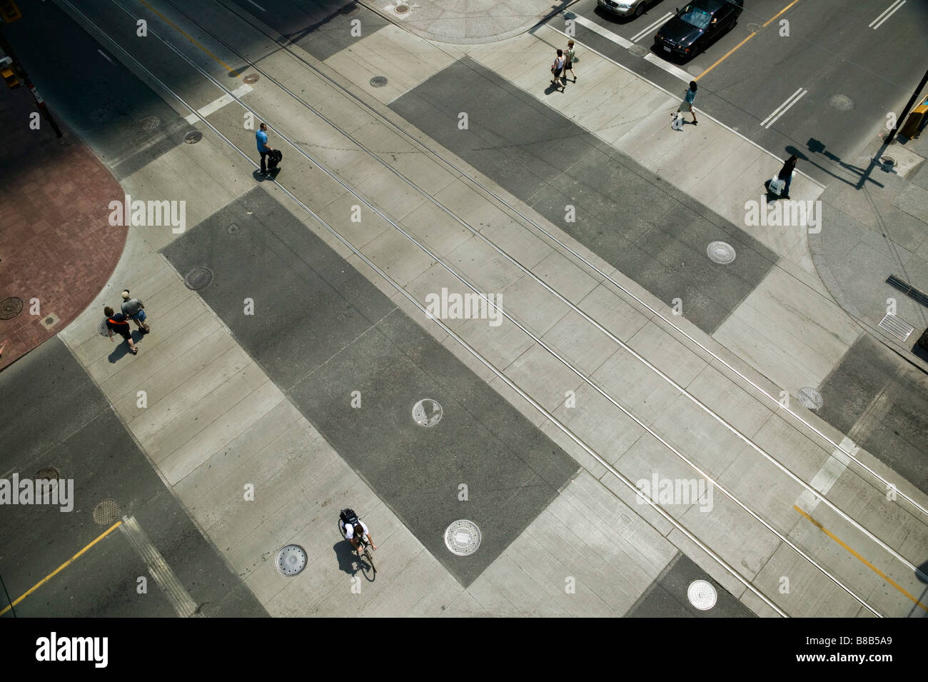 Intersection King Bay Streets, Toronto Stock Photo - Alamy