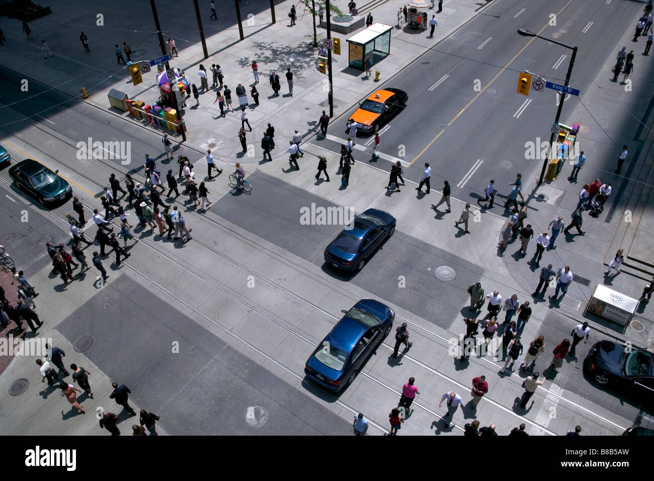 Intersection King Bay Streets,Toronto Stock Photo - Alamy