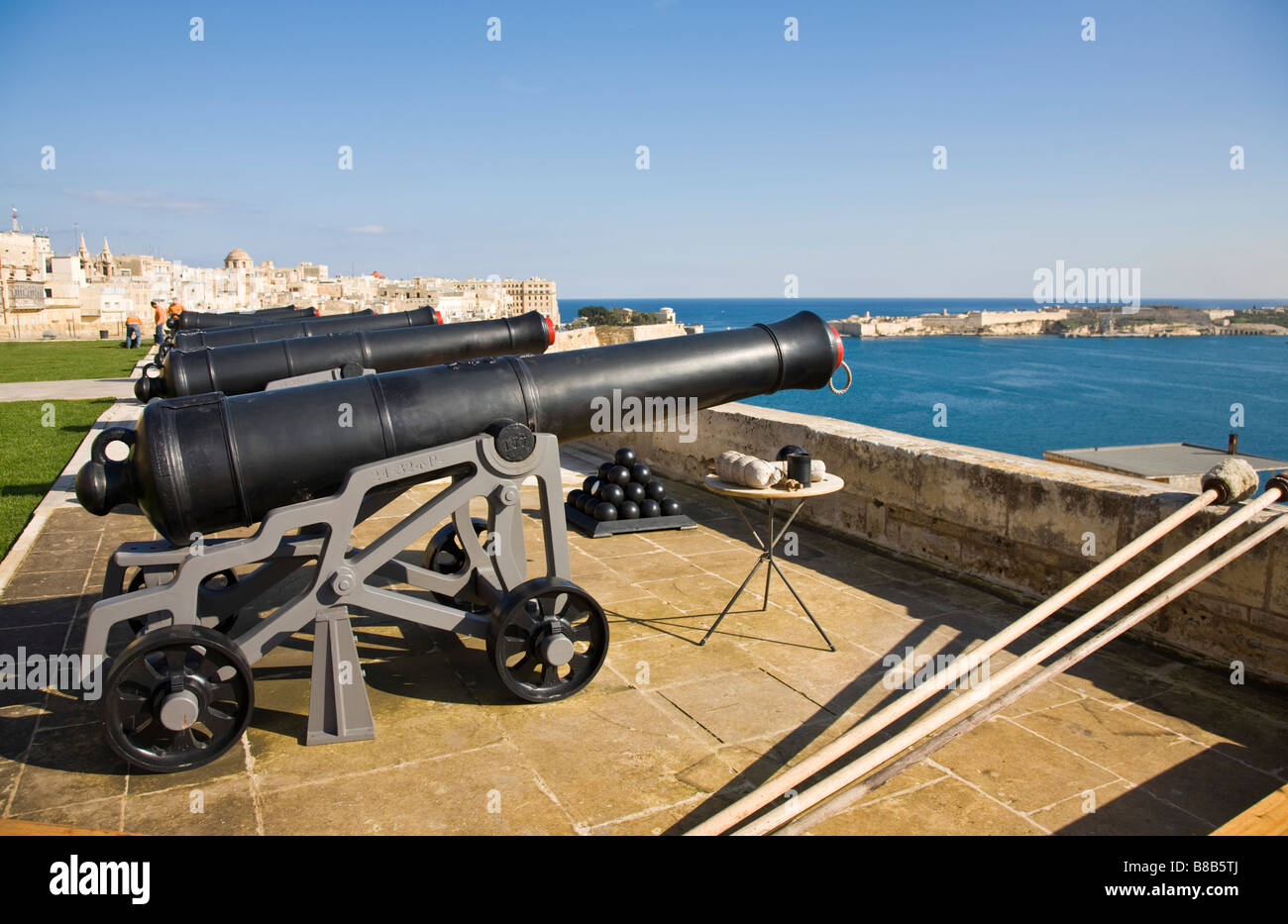 The noon-day gun. Saluting Battery, Valletta, Malta Stock Photo - Alamy