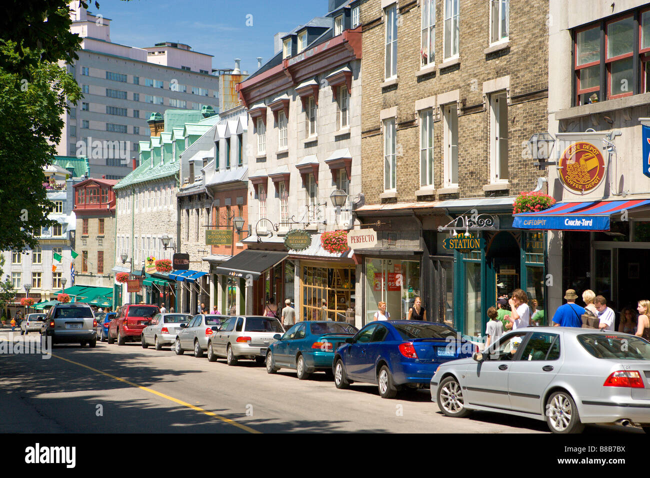 Street Scene, Montreal, Quebec Stock Photo - Alamy