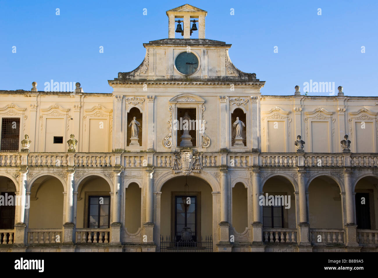 Building detail from Piazza Duomo Piazza Duomo Lecce Puglia Italy Stock ...