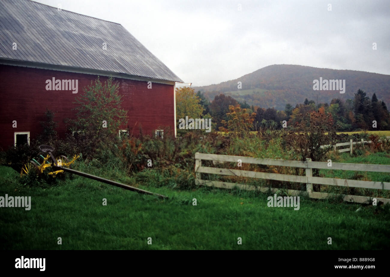 Vermont farmhouse hi-res stock photography and images - Alamy