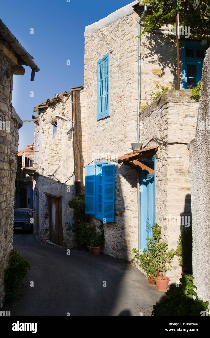 Curve doorway entrance hall hi-res stock photography and images - Alamy