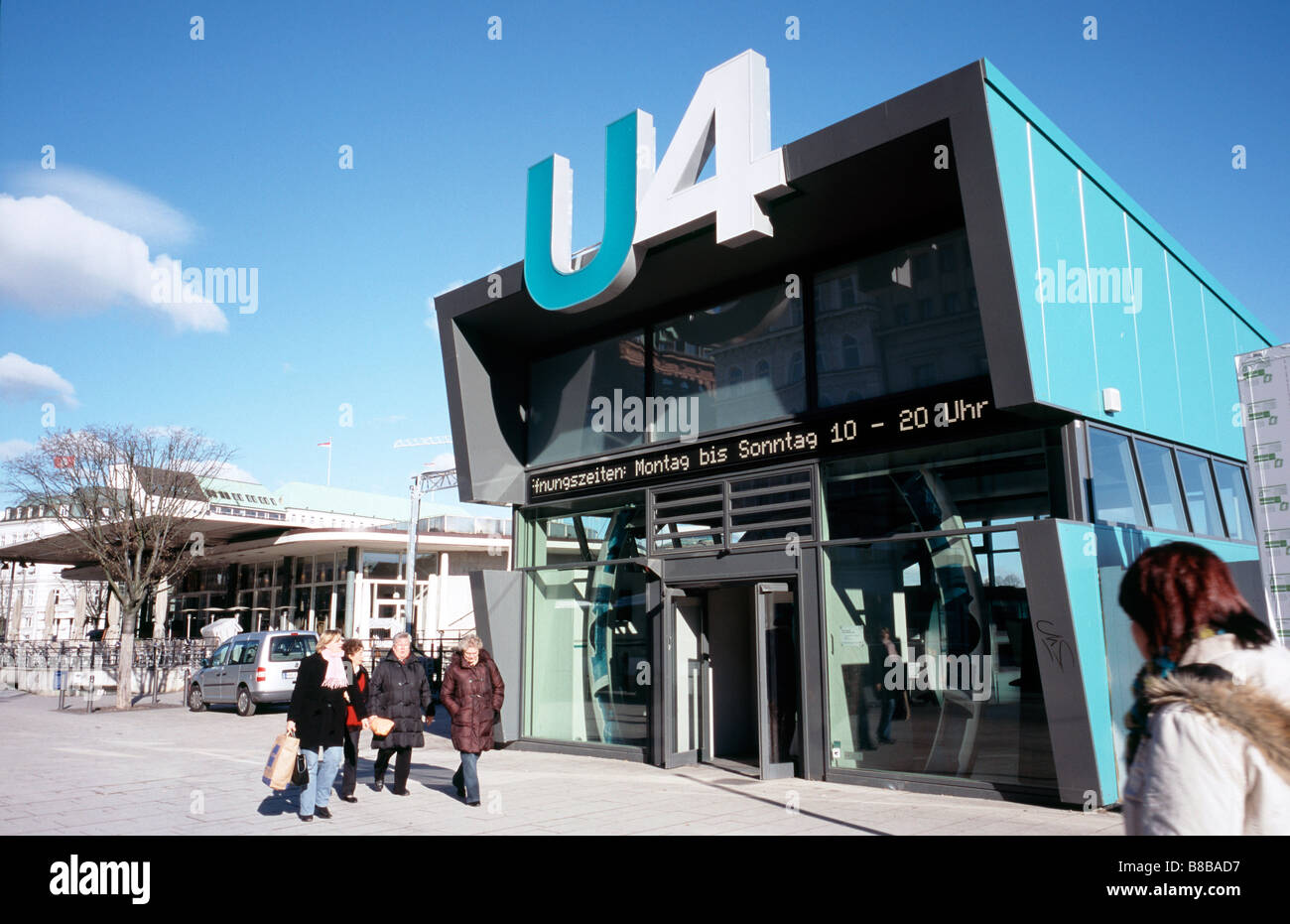 U4 hi-res stock photography and images - Alamy