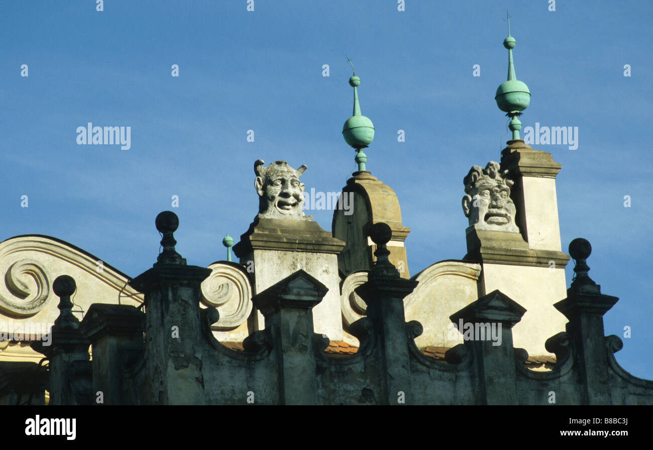 Roof of main hall hi-res stock photography and images - Alamy