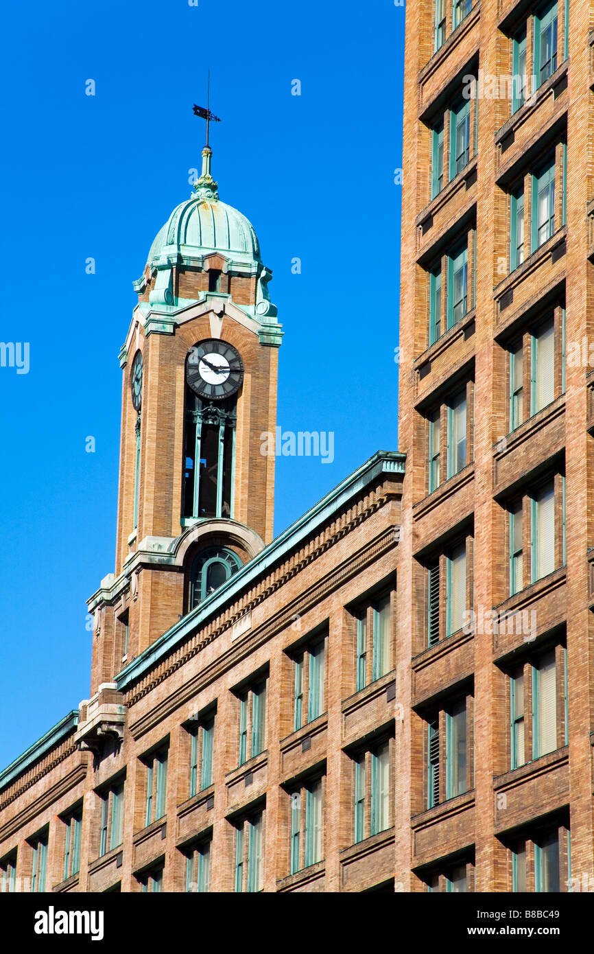 University of rochester building hi-res stock photography and images ...