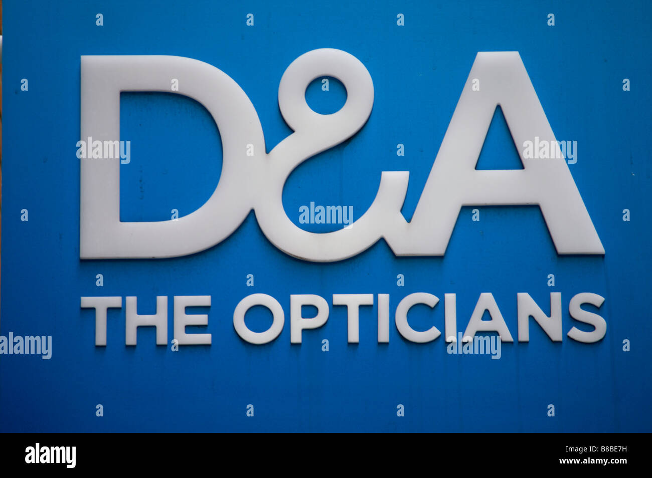 Dolland & Aitchison Opticians sign. (D&O Stock Photo - Alamy