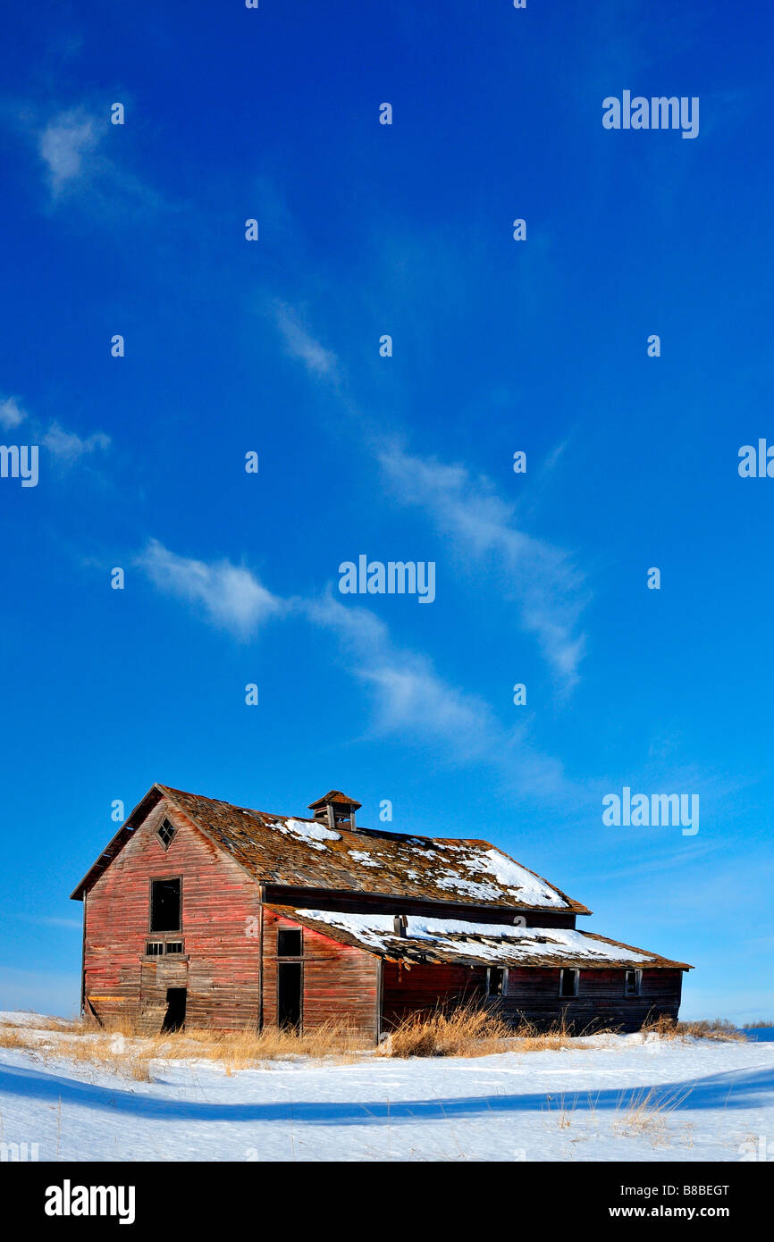 Big red barn hi-res stock photography and images - Alamy