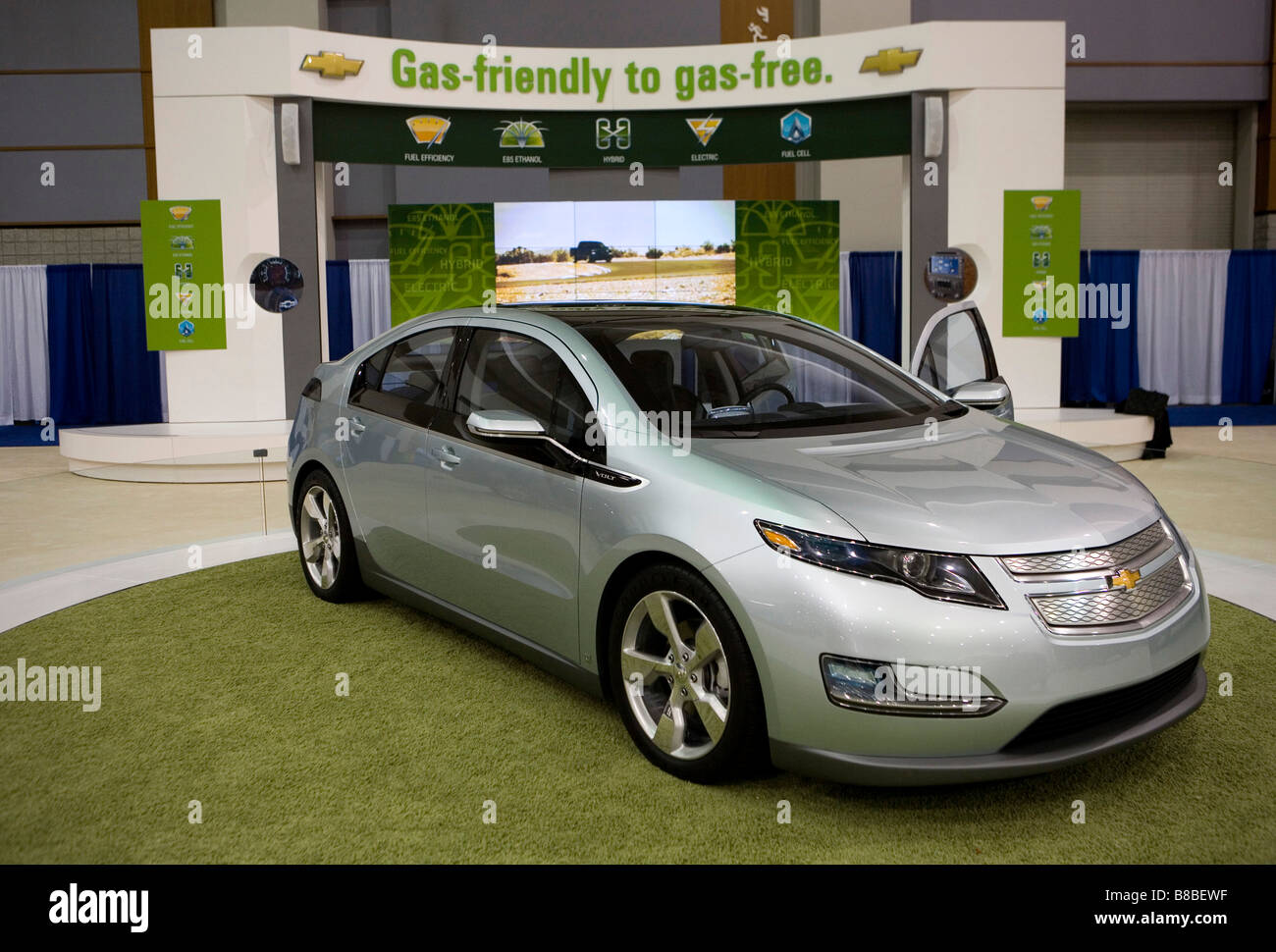 Chevrolet volt hi-res stock photography and images - Alamy