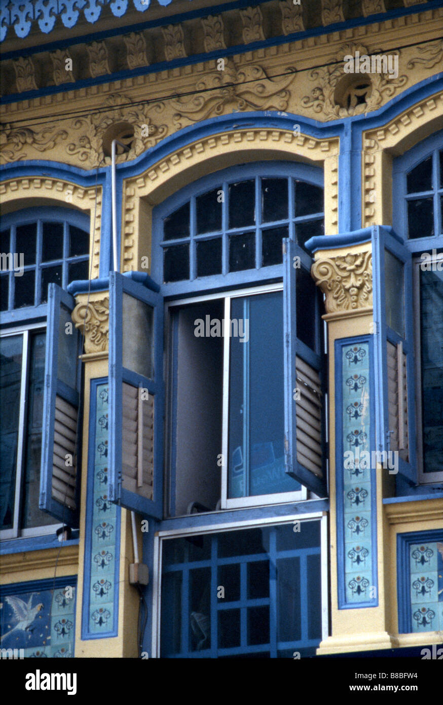 Peranakan style architecture Singapore Stock Photo - Alamy