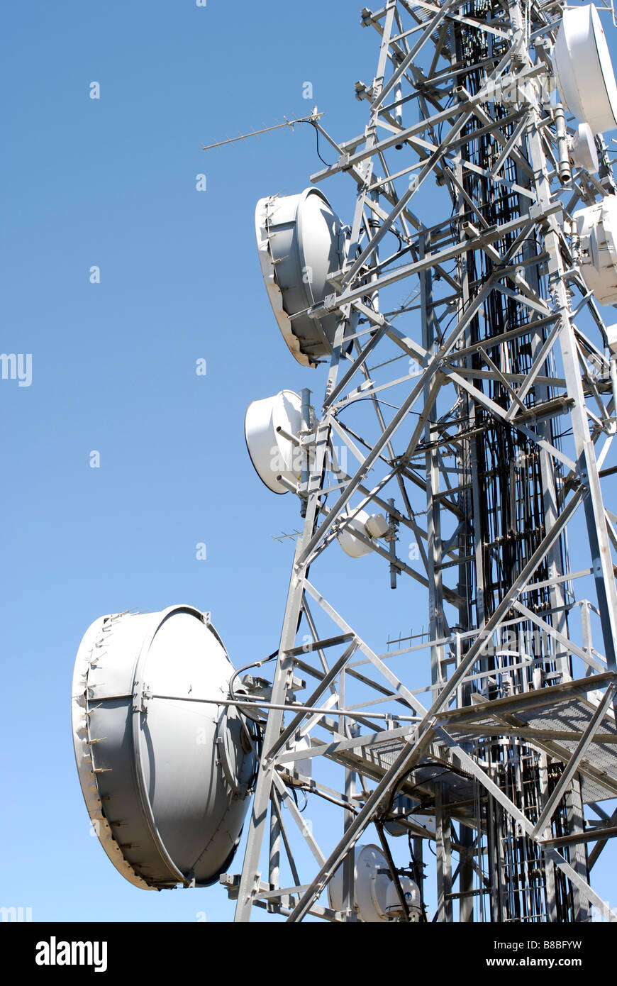 Signal transmission tower hi-res stock photography and images - Alamy