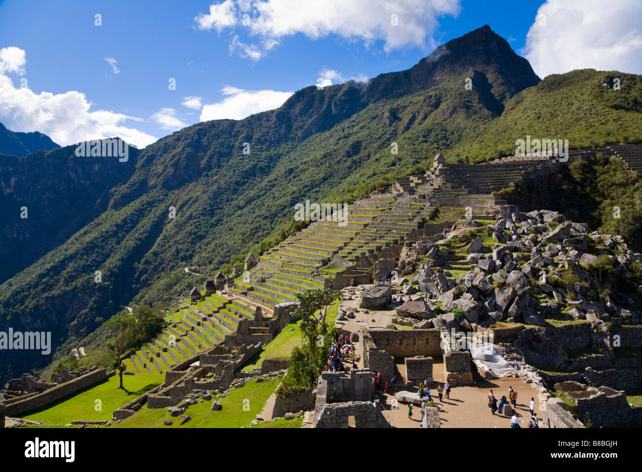 Andean terraces hi-res stock photography and images - Alamy