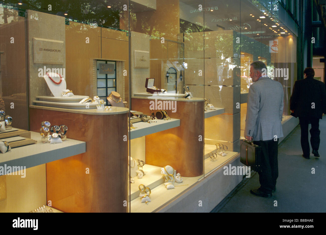 Swiss jewelry hi-res stock photography and images - Alamy