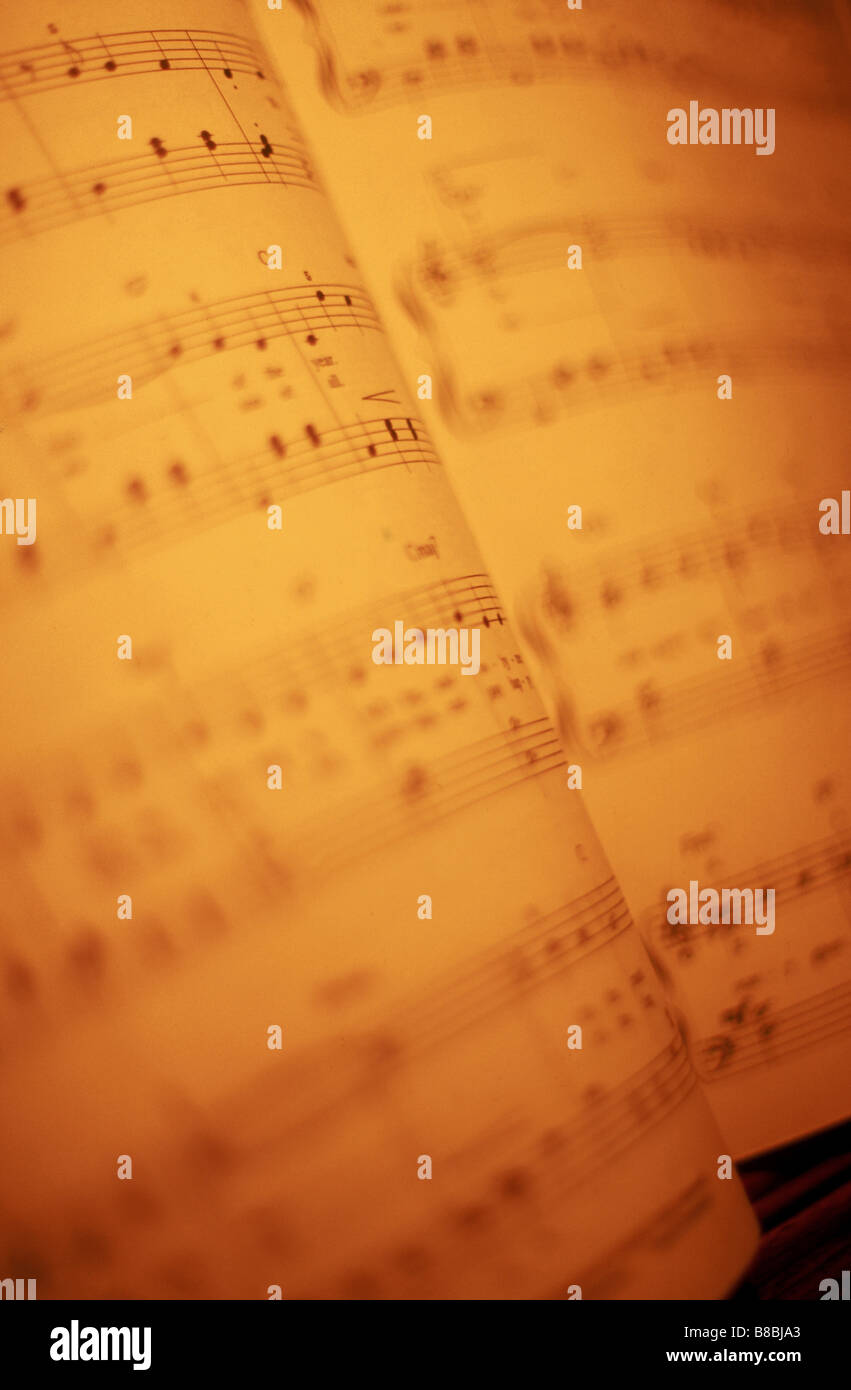 Open music book hi-res stock photography and images - Alamy