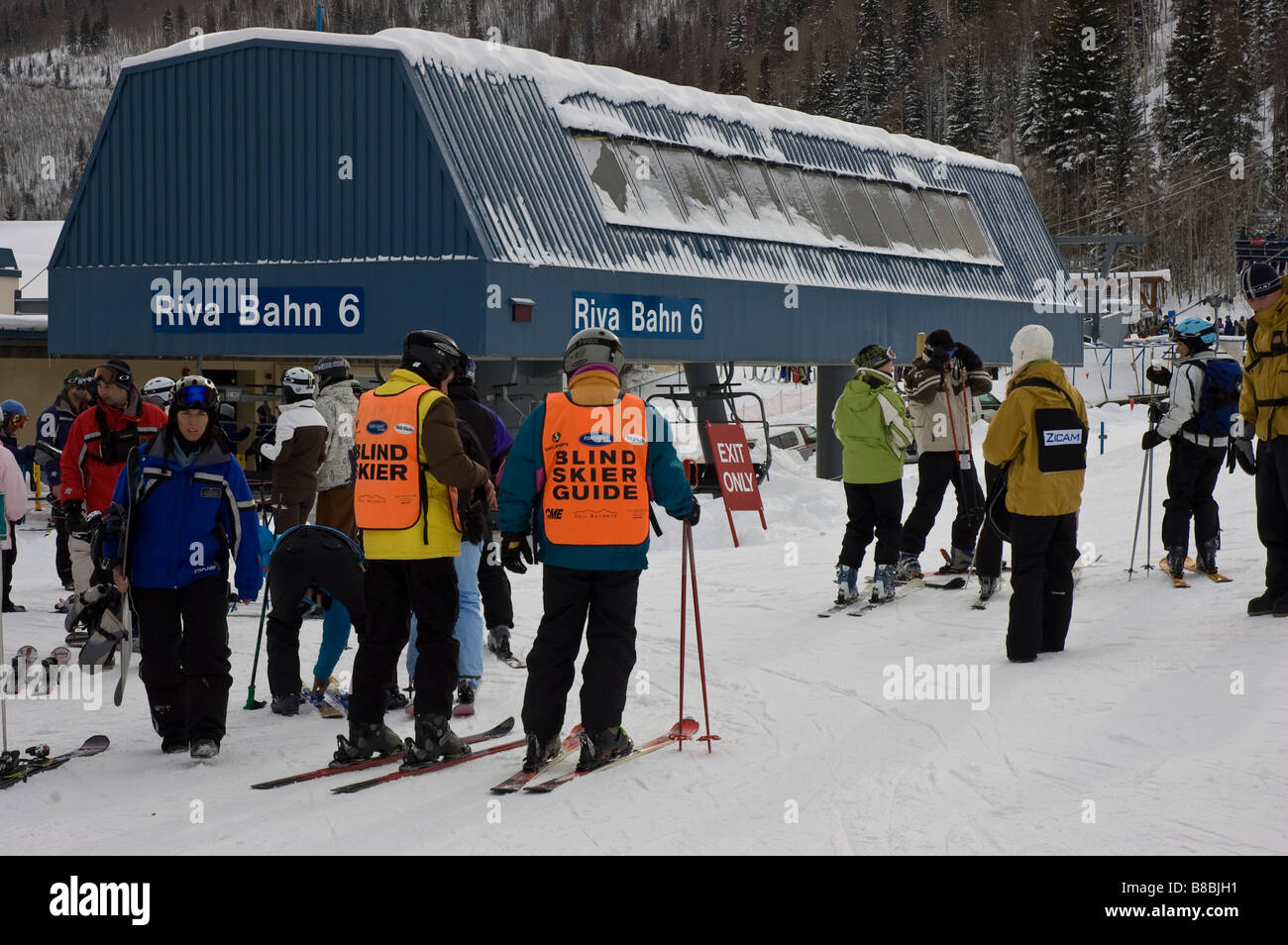 Ski guide blind hi-res stock photography and images - Alamy