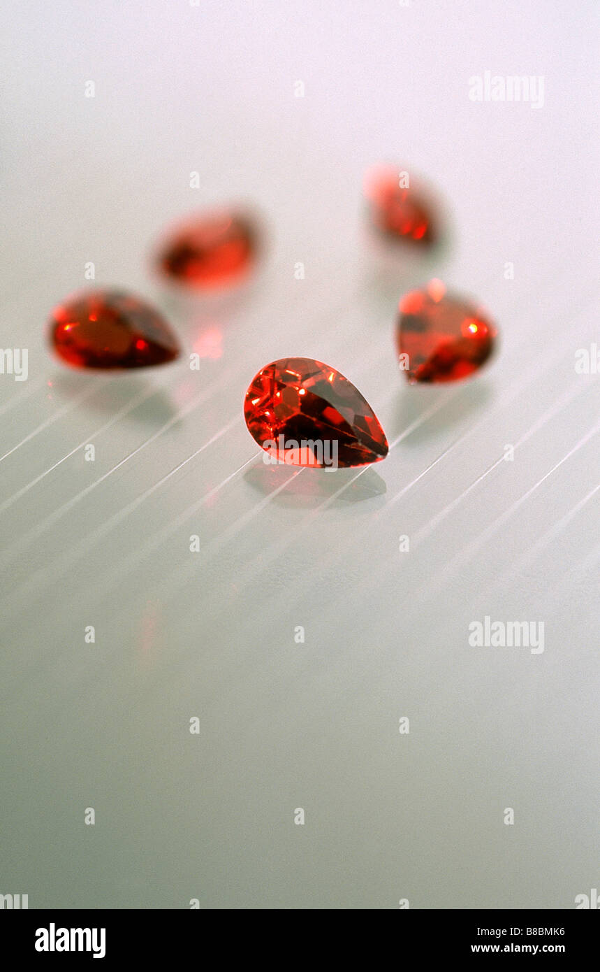 Garnets hi-res stock photography and images - Alamy