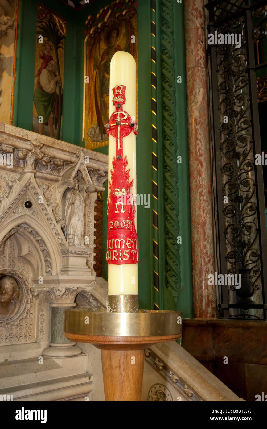 Paschal candle hi-res stock photography and images - Alamy