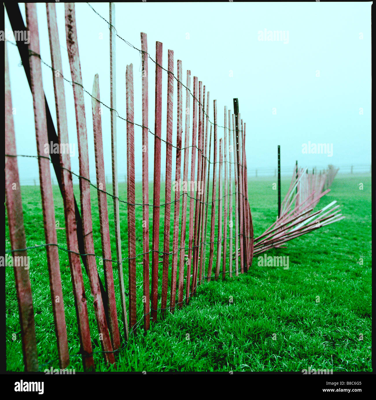 Fallen broken wooden fence hi-res stock photography and images - Alamy