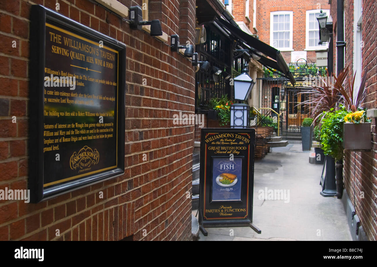 London, England, UK. Groveland Court in the City. The Williamson Tavern ...