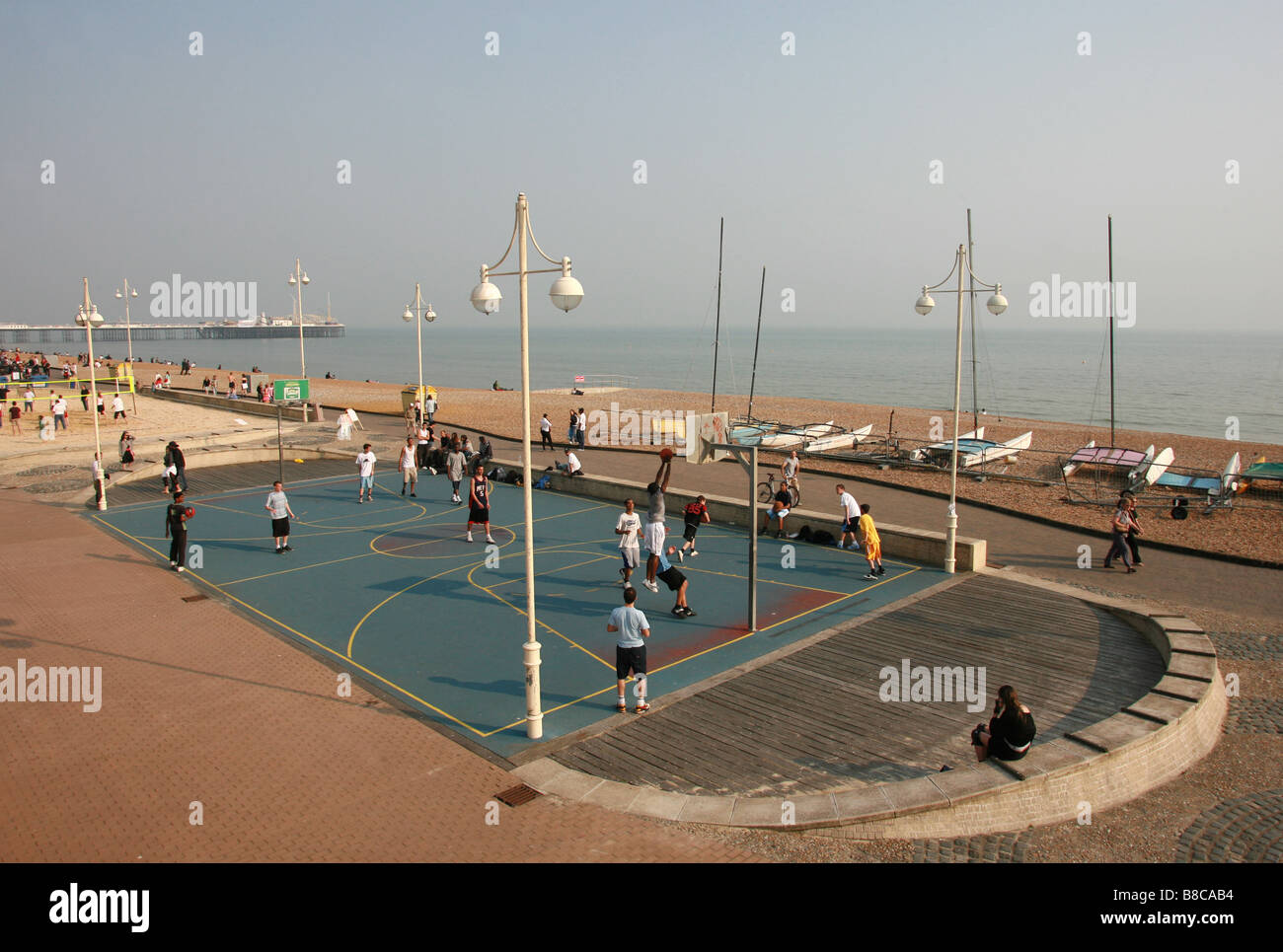 Basketball court brighton hi-res stock photography and images - Alamy